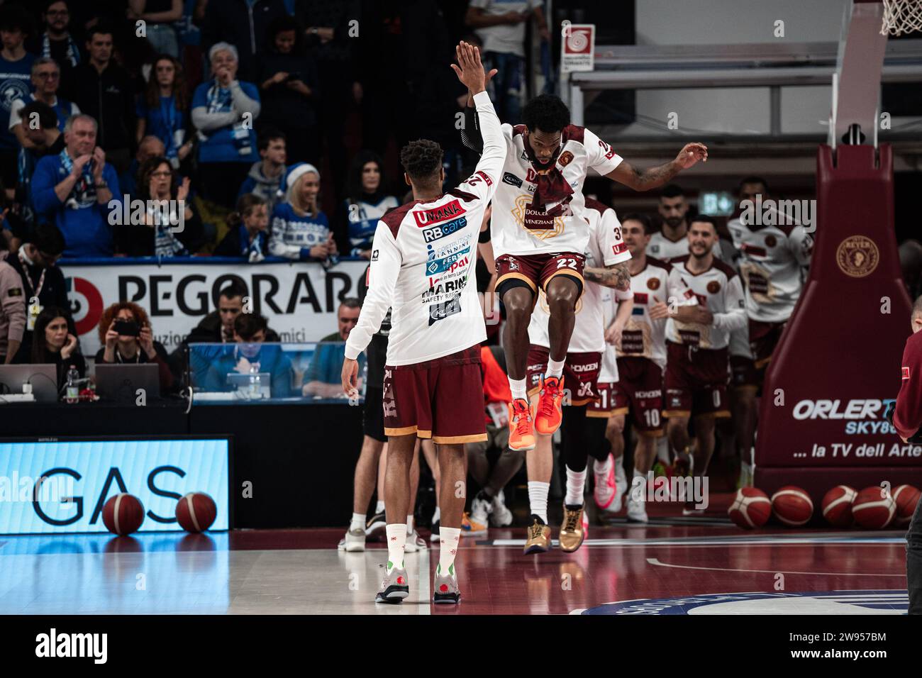 Venice, Italy. 23rd Dec, 2023. Jeff Brooks and Jordan Parks during the ...