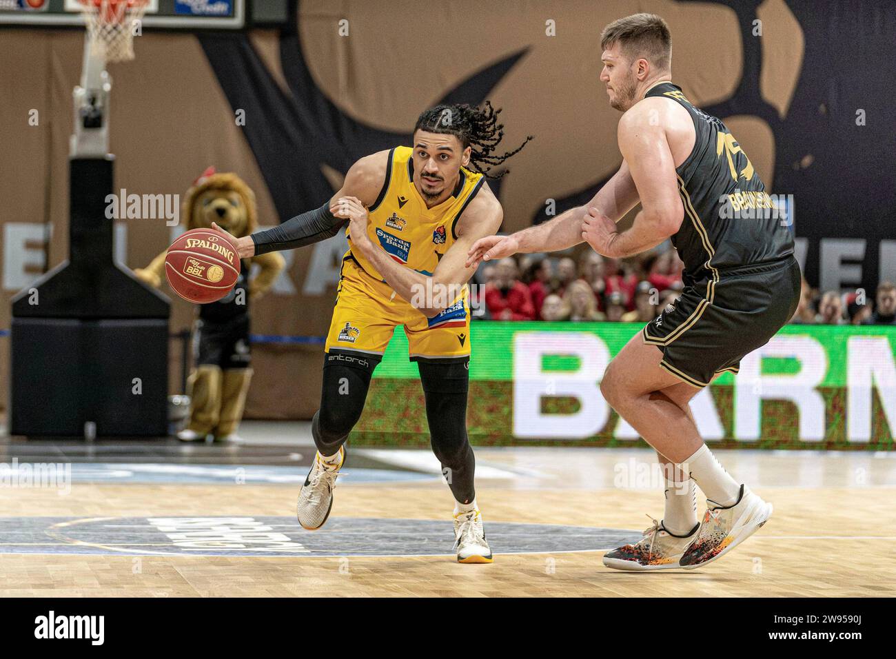 Braunschweig, Deutschland. 24th Dec, 2023. Braunschweig, Deutschland 23 ...