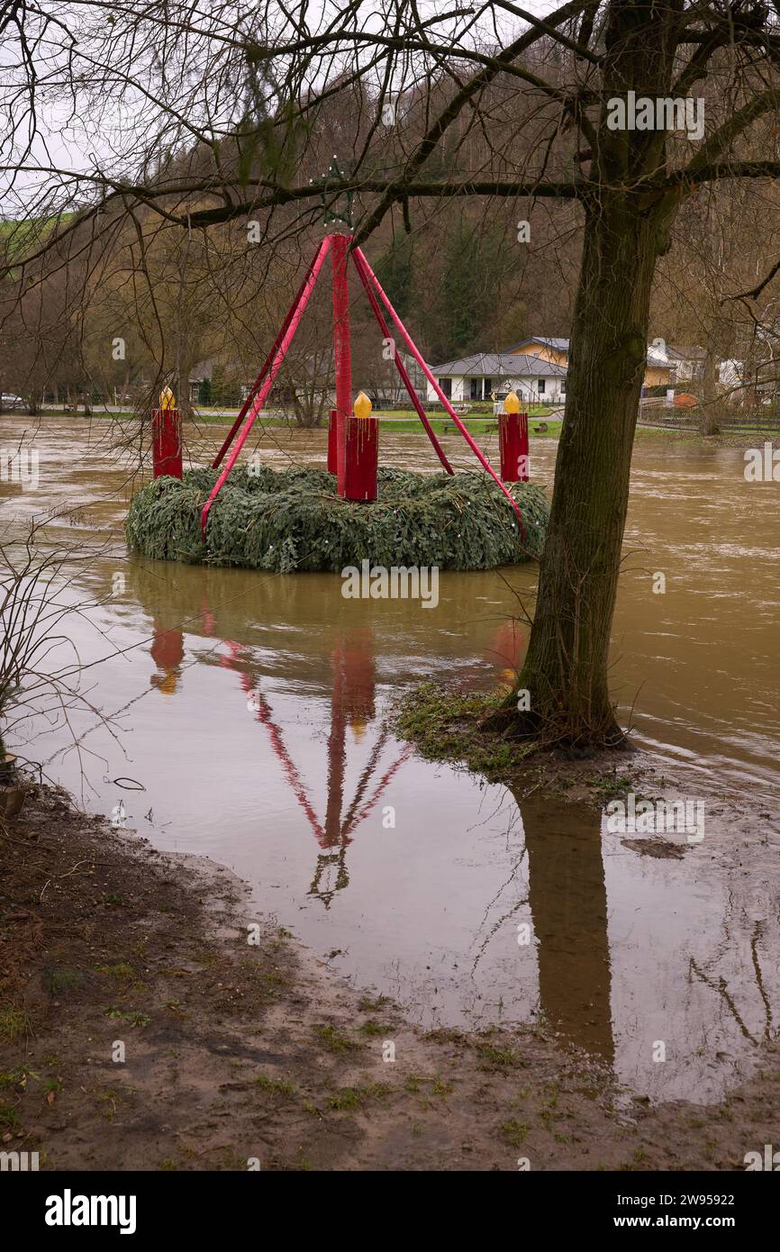 Waldbreitbach, Germany. 24th Dec, 2023. The giant floating Advent ...