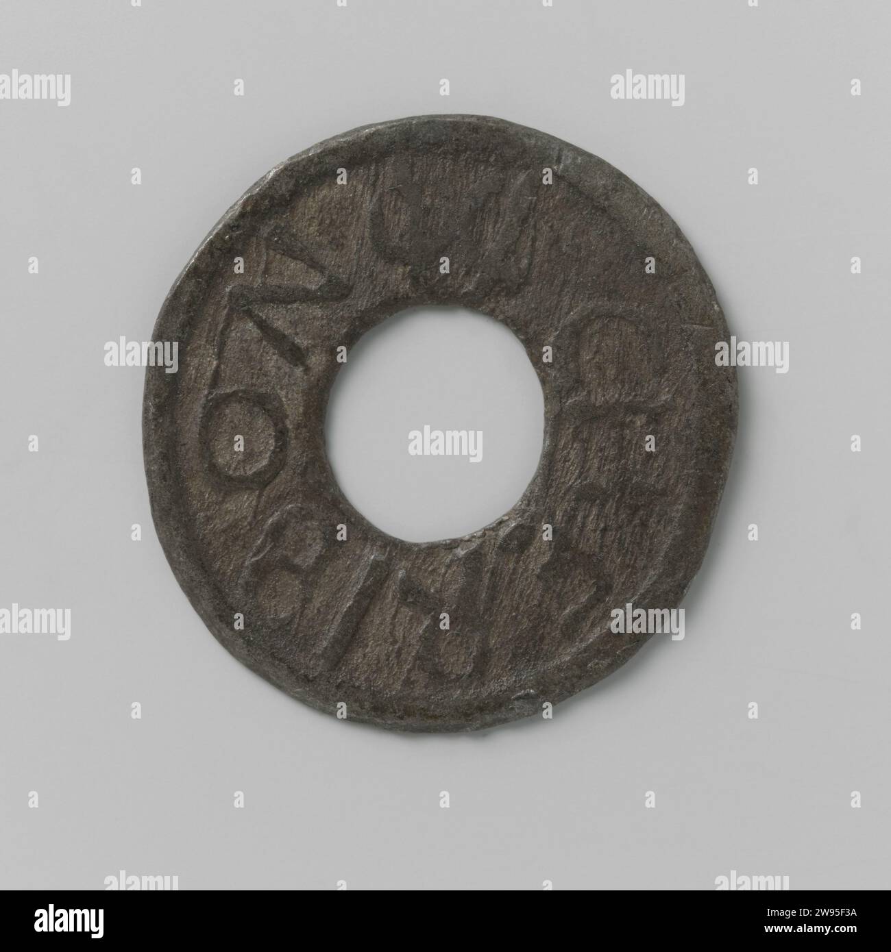 Pitji van Ceribon, Java ,, 1682 - 1800 coin Lead coin. Front ...