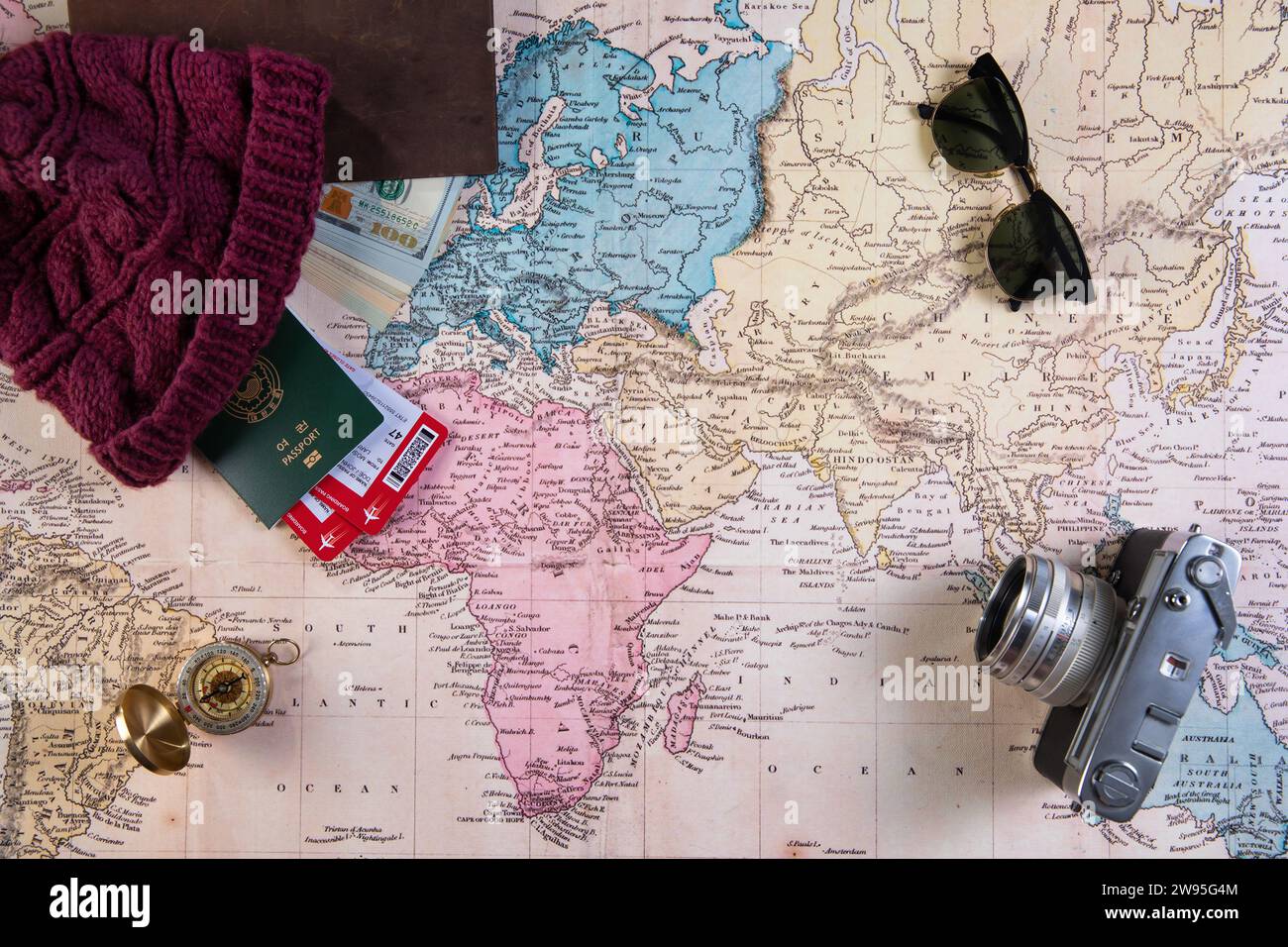 Travel ticket and map hi-res stock photography and images - Alamy