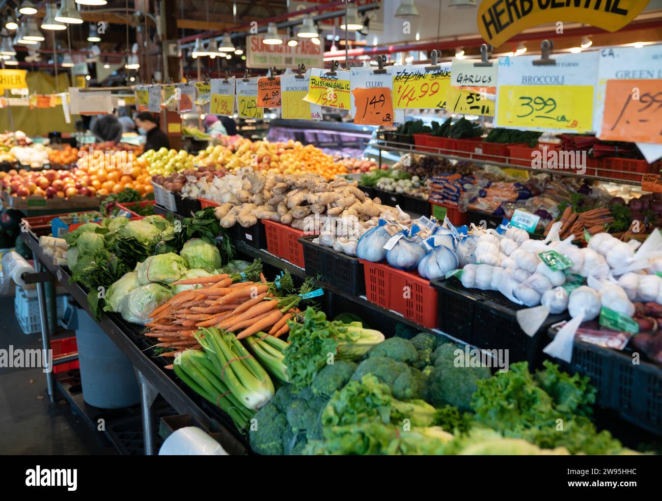 Canadian market hi-res stock photography and images - Alamy