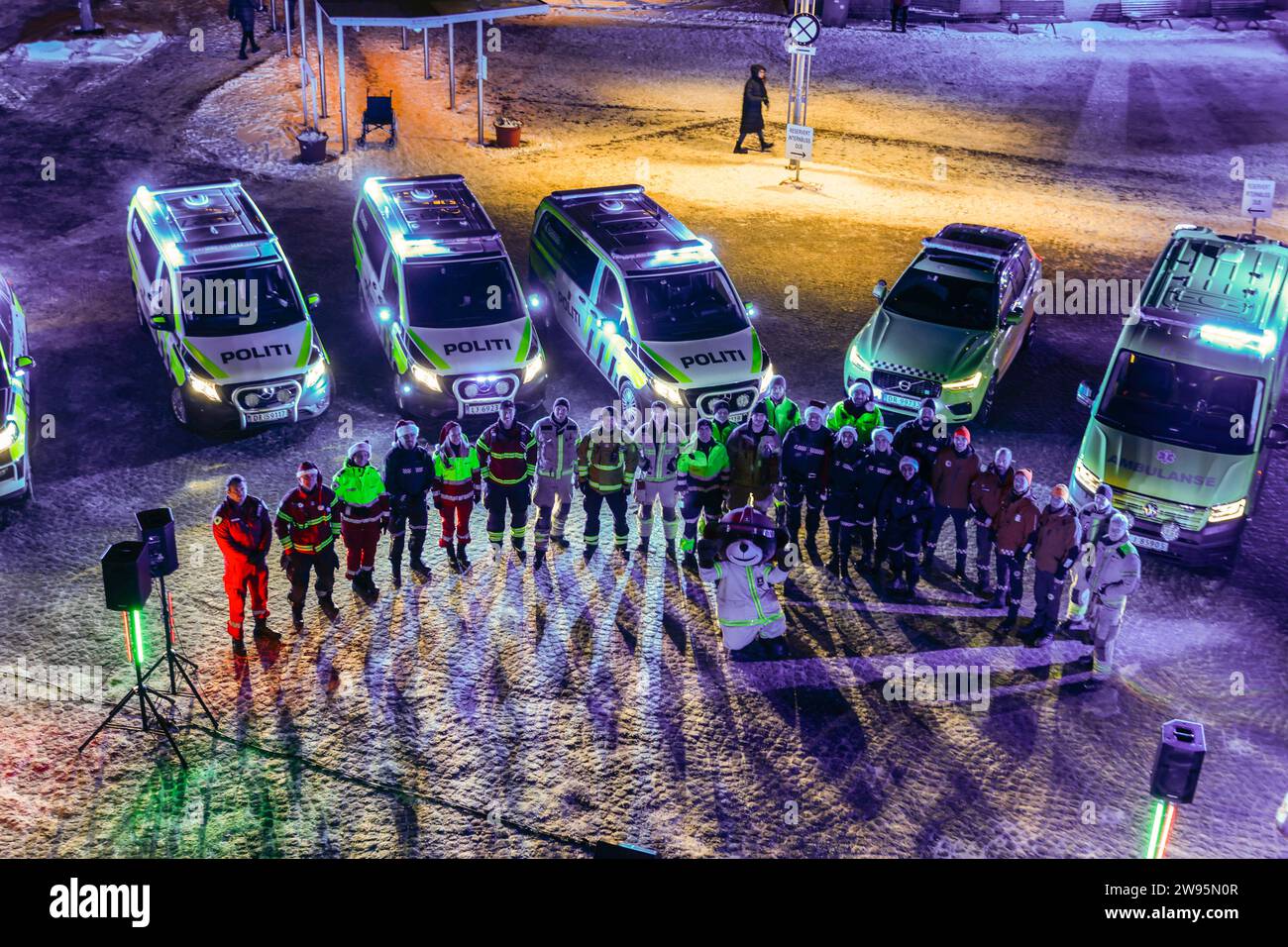 Oslo 20231223.Crews and cars from the emergency services gathered at ...