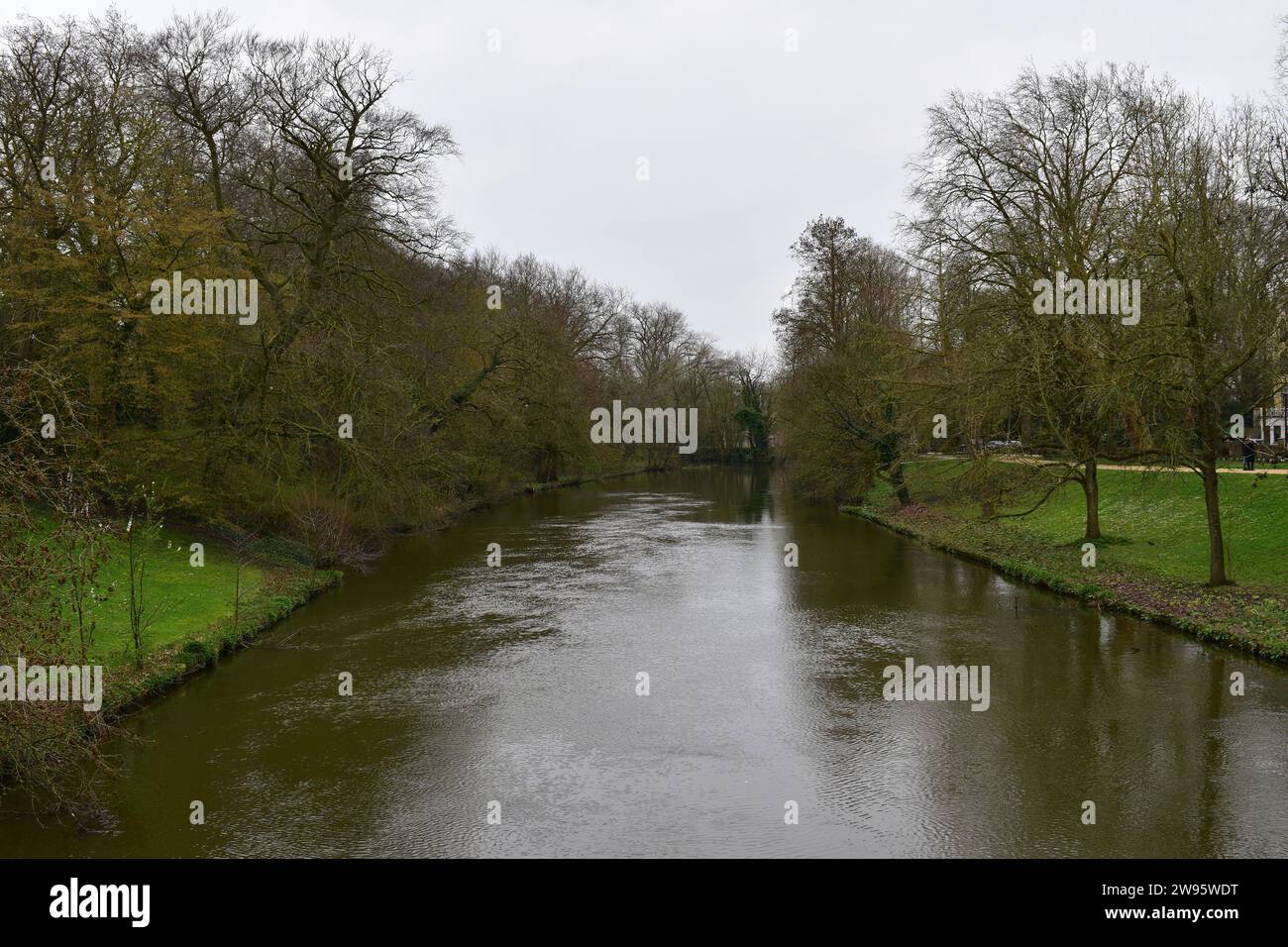The water stream that surrounds the medieval city of Bruges Stock Photo ...