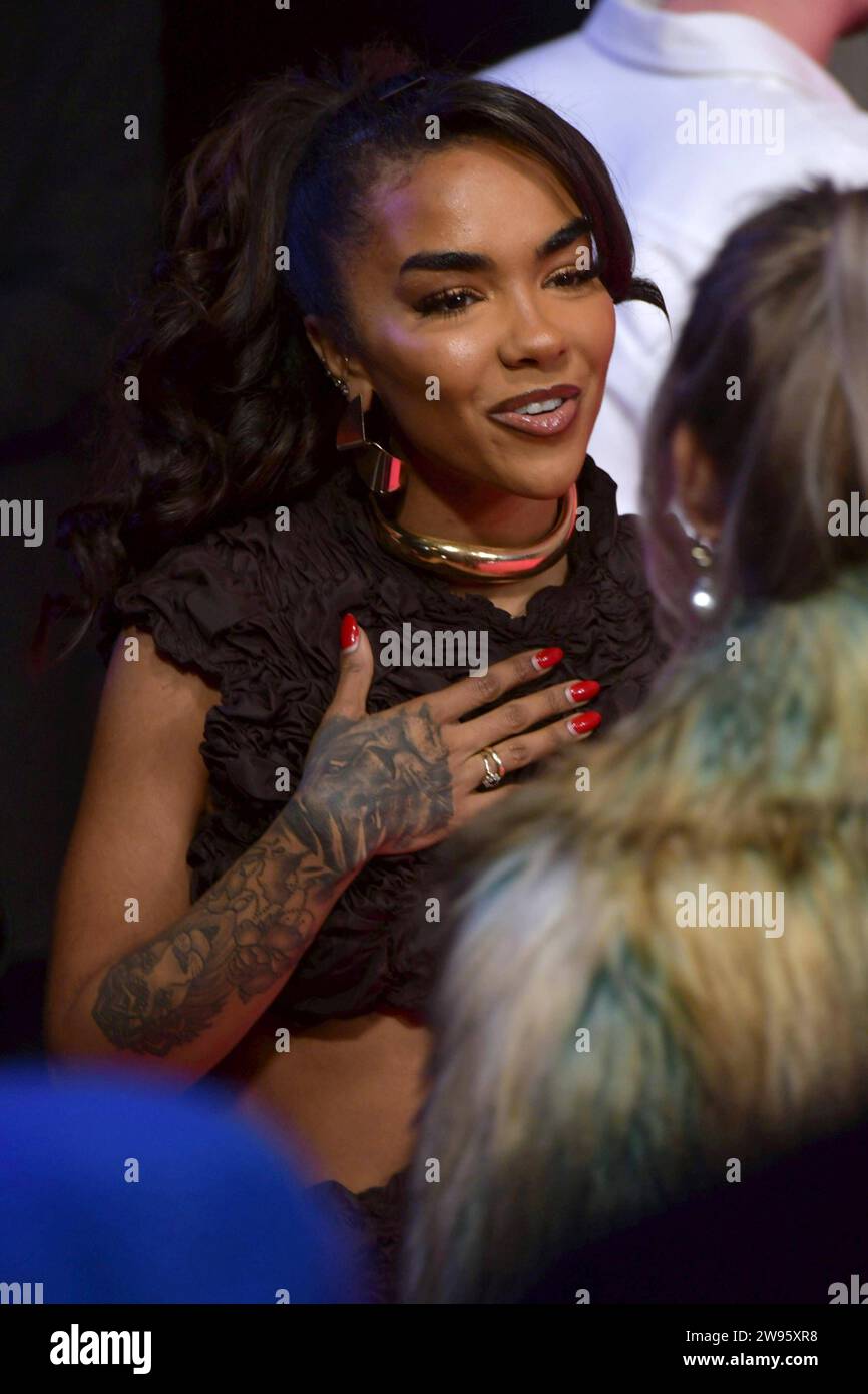 Alicia-Awa Beissert Sängerin 11/23 thg Alicia-Awa Beissert bei der ...