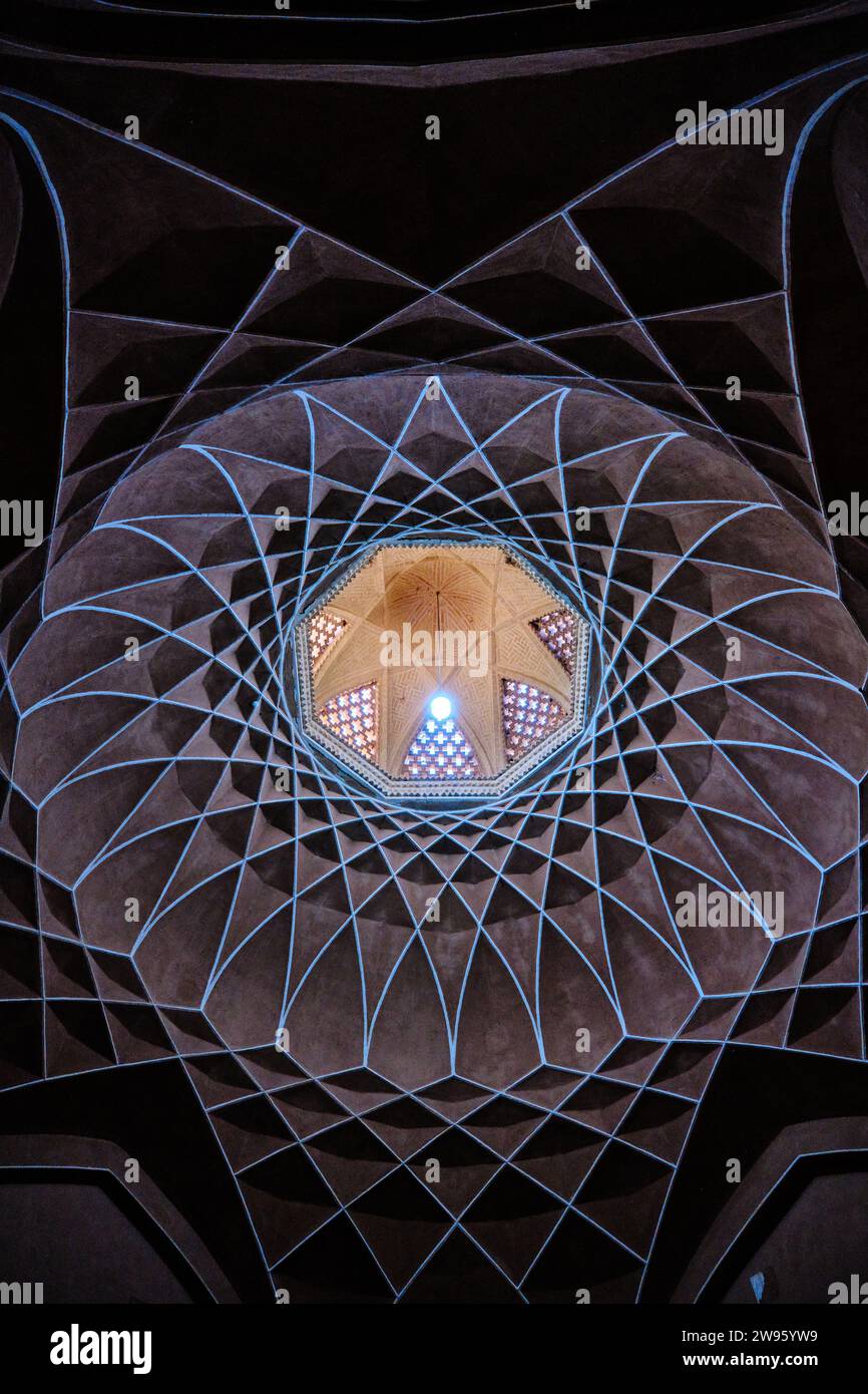 Inside the Windtower (wind catcher), Dowlat Abad or dowlatabat in Iran ...