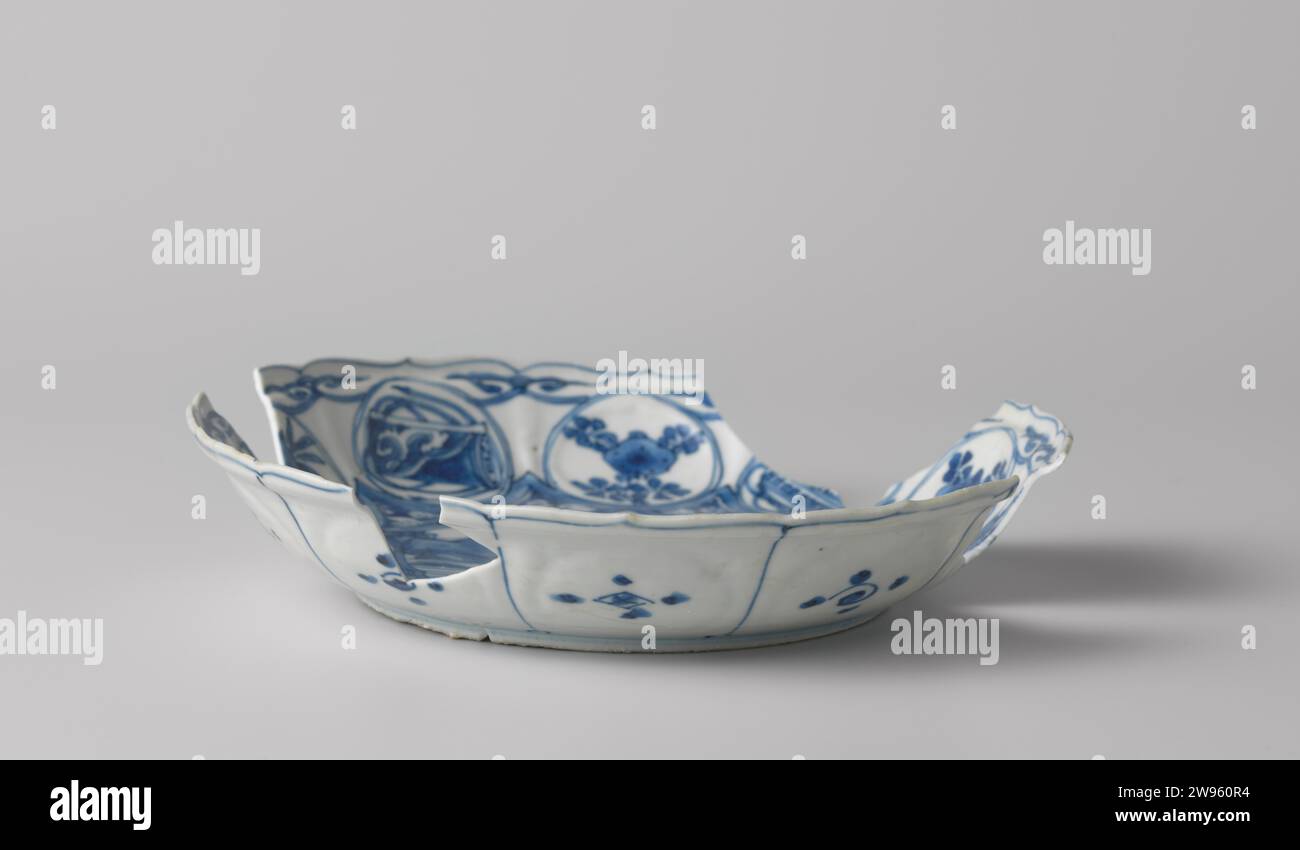 Fragment sign from V.O.C. ship De 'Witte Leeuw', Anonymous, Before 1613 ...