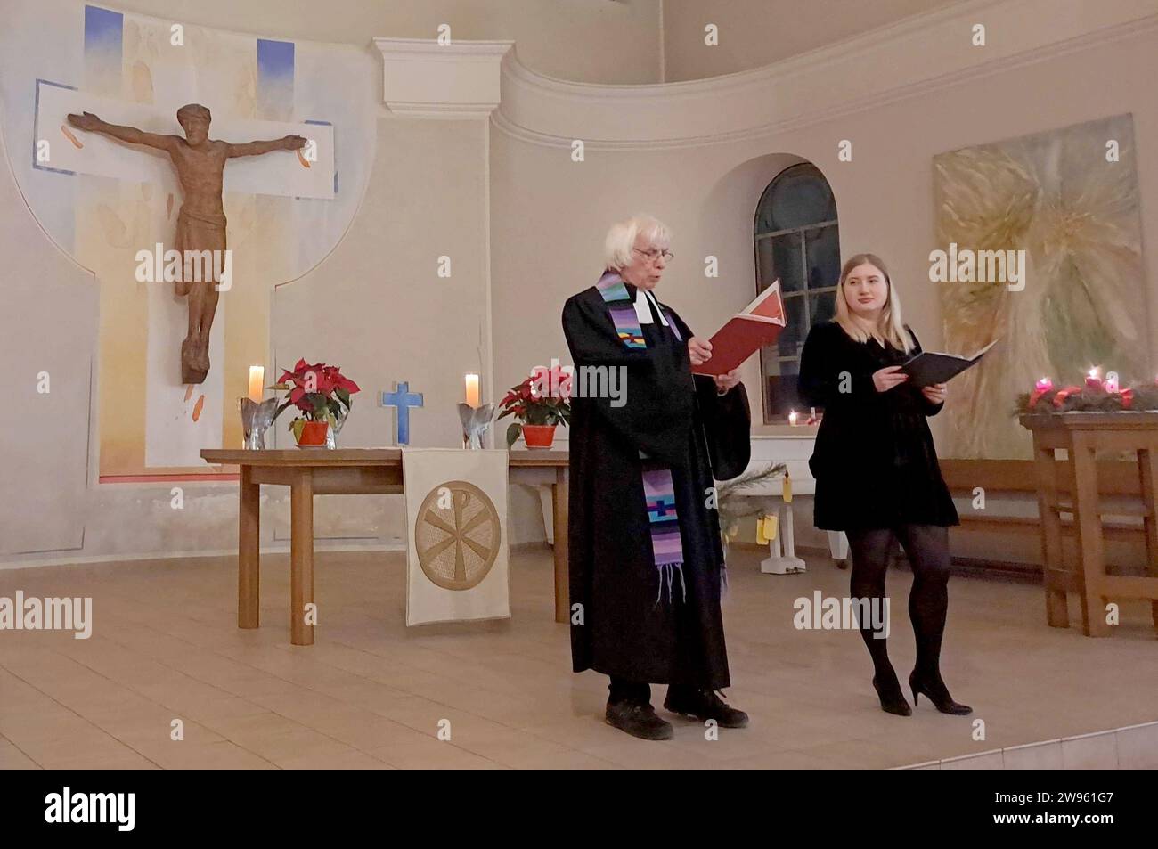 Kiew, Ukraine. 24th Dec, 2023. The German priest Wolfgang Heldt ...