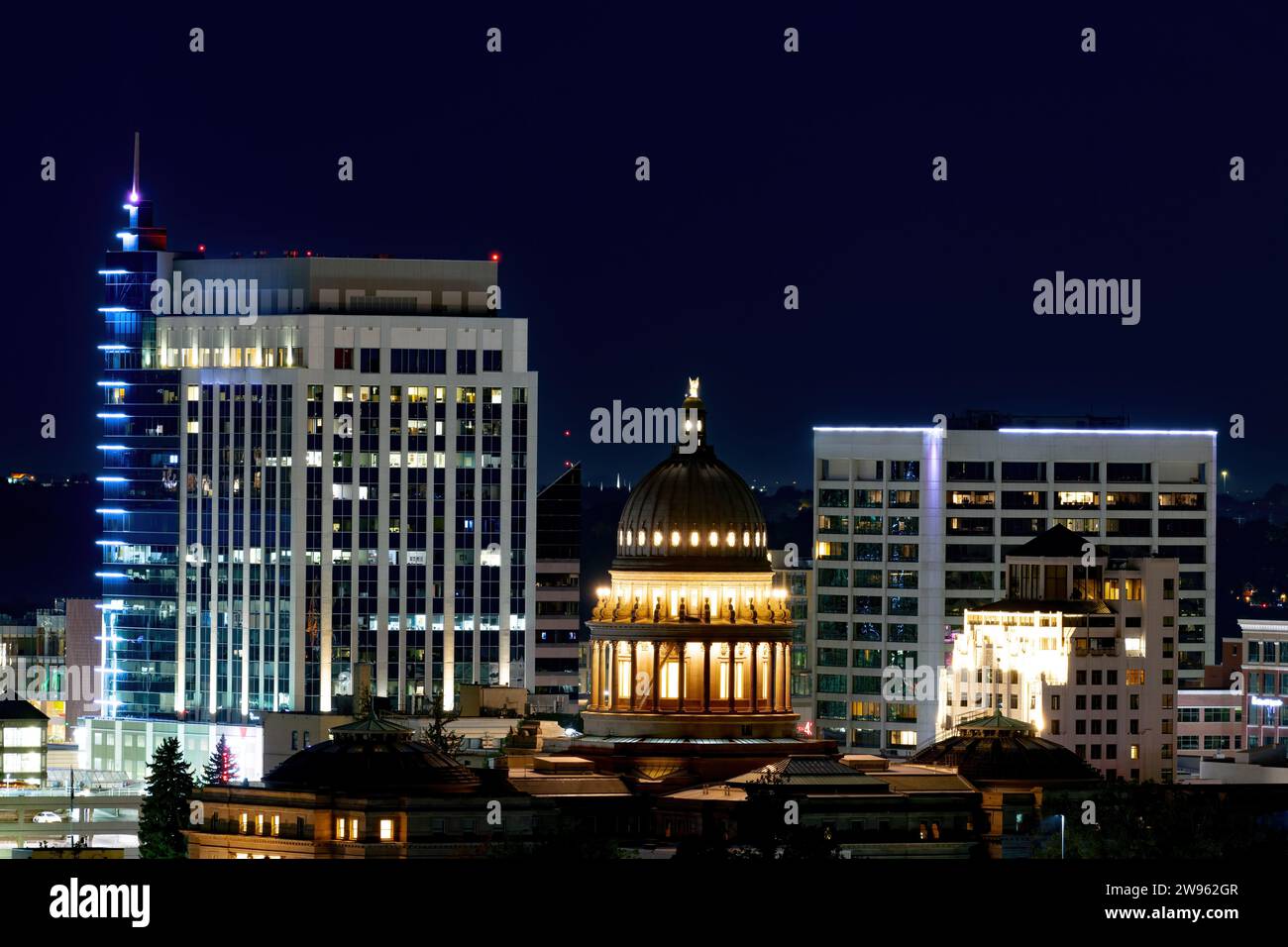 Night landscape boise skyline hi-res stock photography and images - Alamy