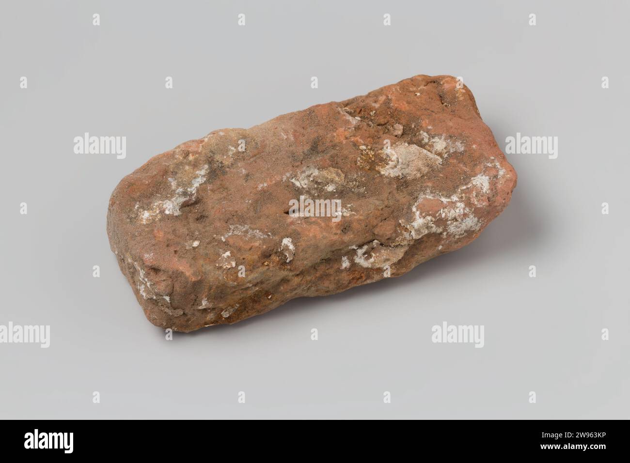 Red-brown brick from V.O.C. ship De 'Witte Leeuw', Anonymous, 1613 ...