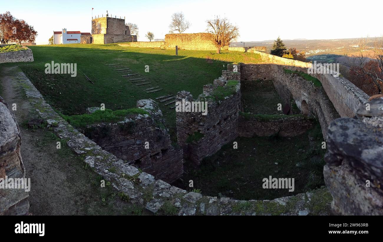 Ruins of the santa maria do castelo church hi-res stock photography and ...