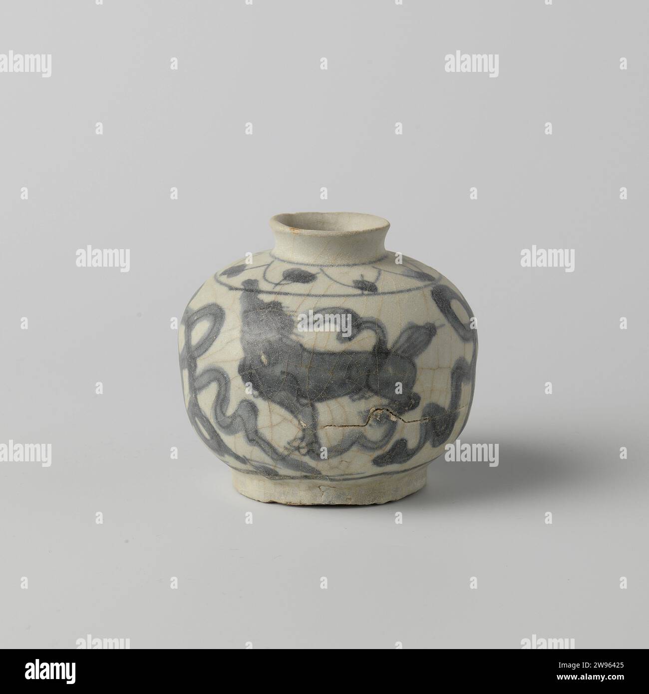 SWATOW VAASJE OF V.O.C.-SCHIP THE 'Witte Leeuw', Anonymous, Before 1613 ...