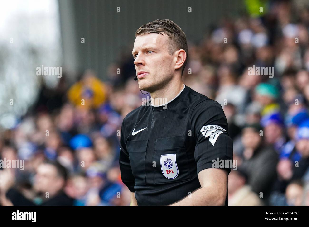 Sheffield, UK. 23rd Dec, 2023. Referee Sam Barrott during the Sheffield ...