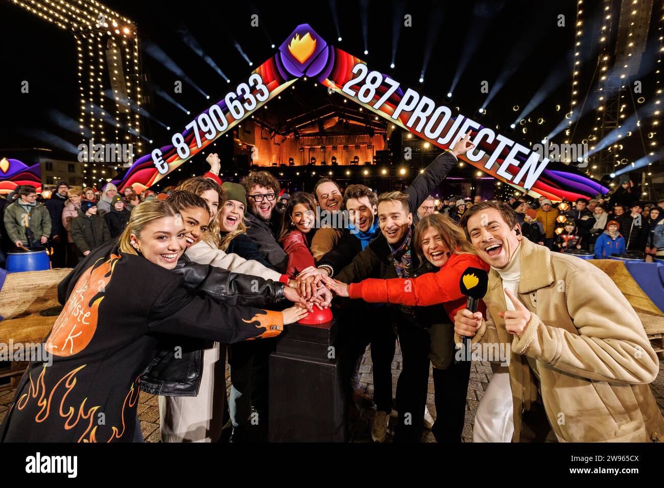 VRT's Zita Wauters, Ketnet wrapper Dara Oguntubi, VRT's Maureen ...