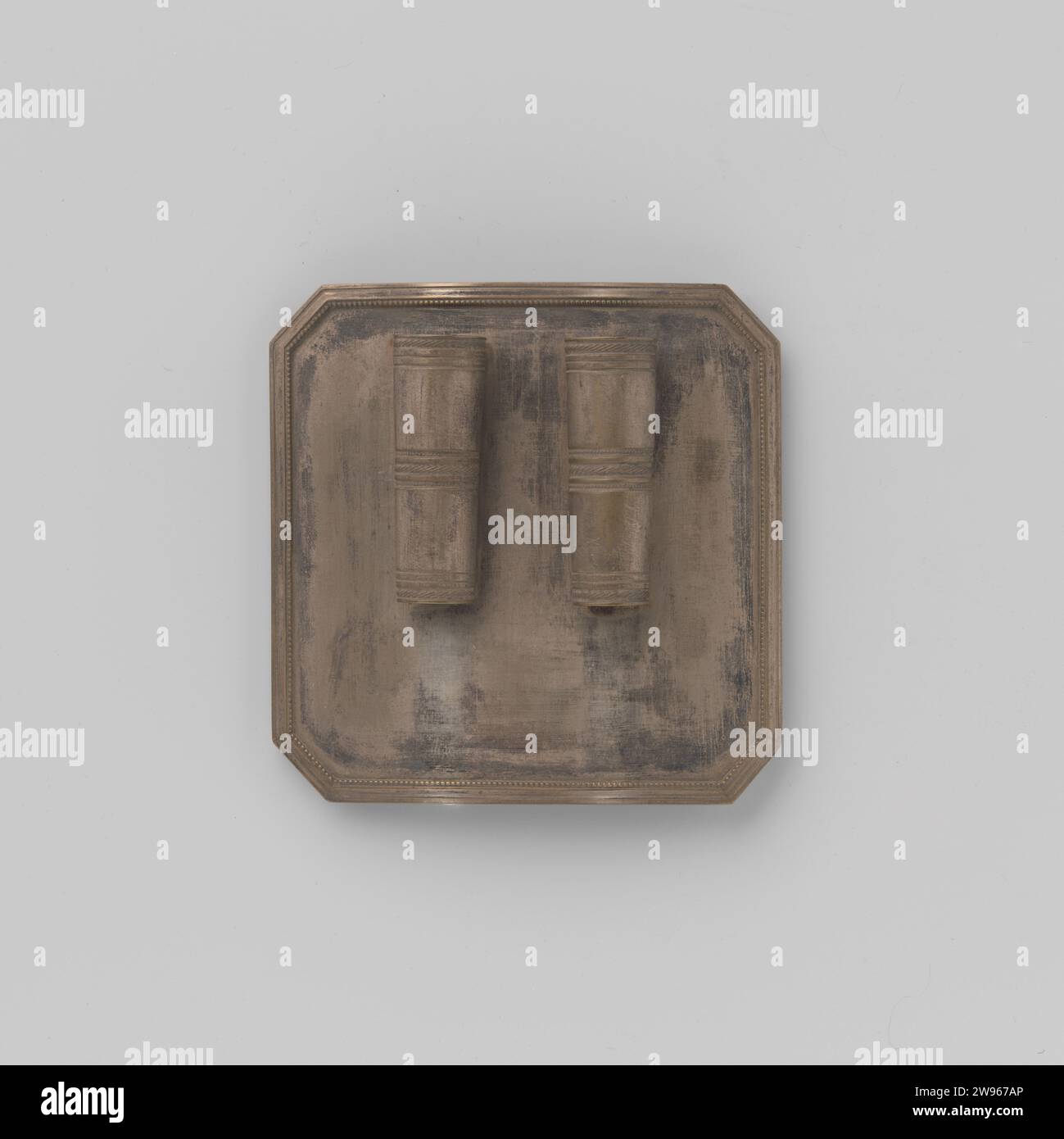 Musical instrument attachment hi-res stock photography and images - Alamy