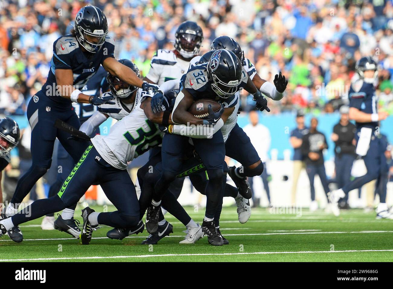 December 24, 2023: Tennessee Titans running back Tyjae Spears (32) runs ...