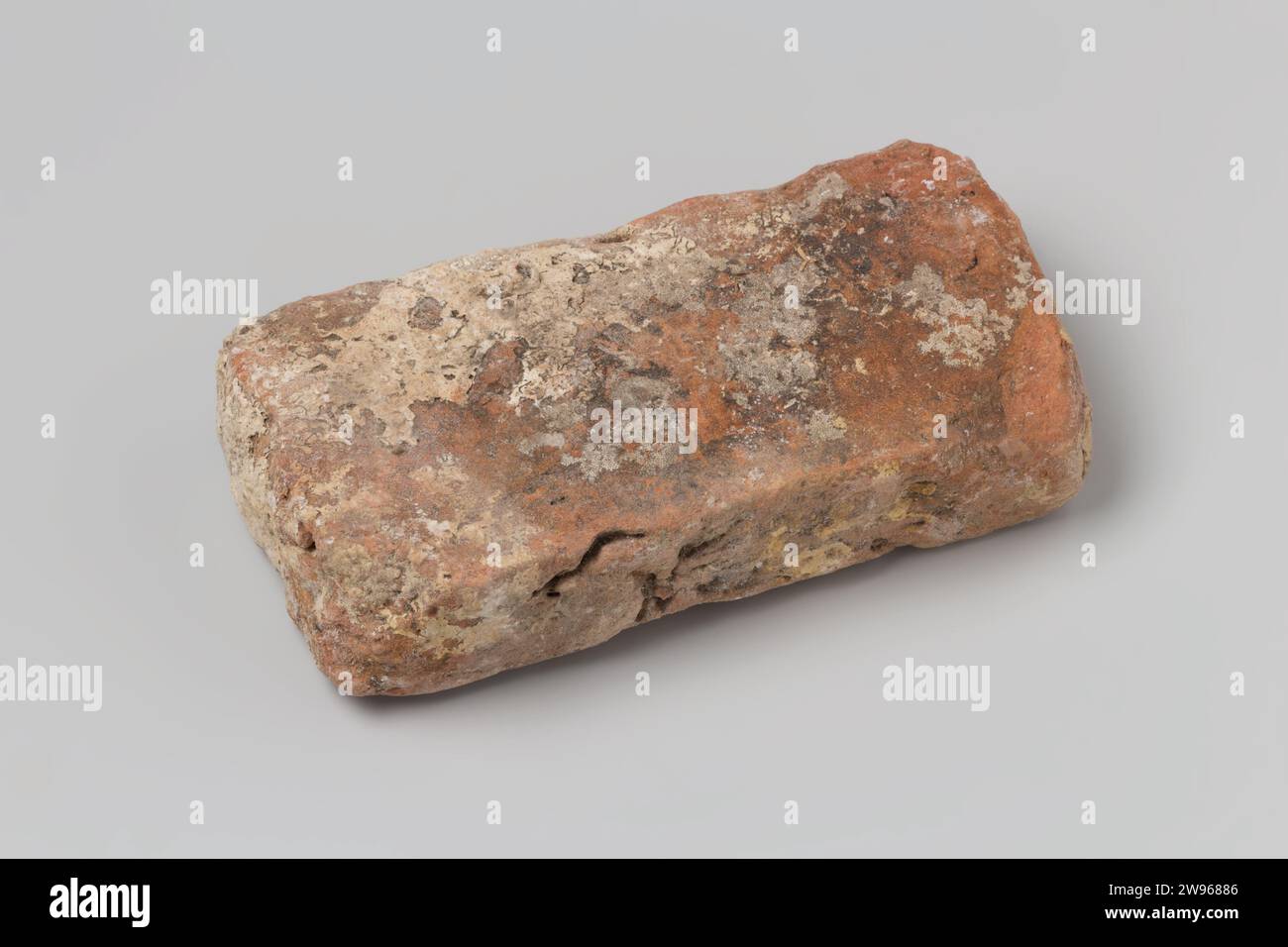 Red-brown brick from V.O.C. ship De 'Witte Leeuw', Anonymous, 1613 ...