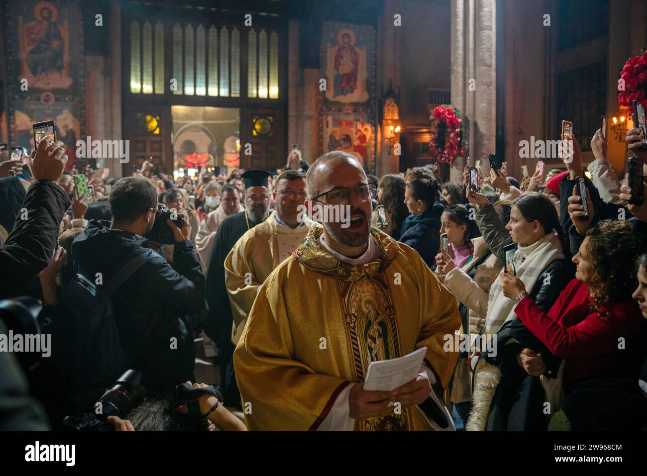 Beyoglu, Istanbul, Turkey. 24th Dec, 2023. Christmas mass was held at ...