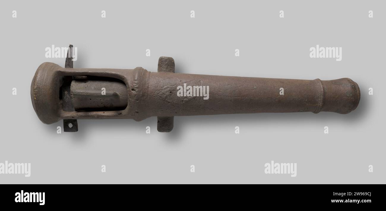 Breech loading gun hi-res stock photography and images - Alamy