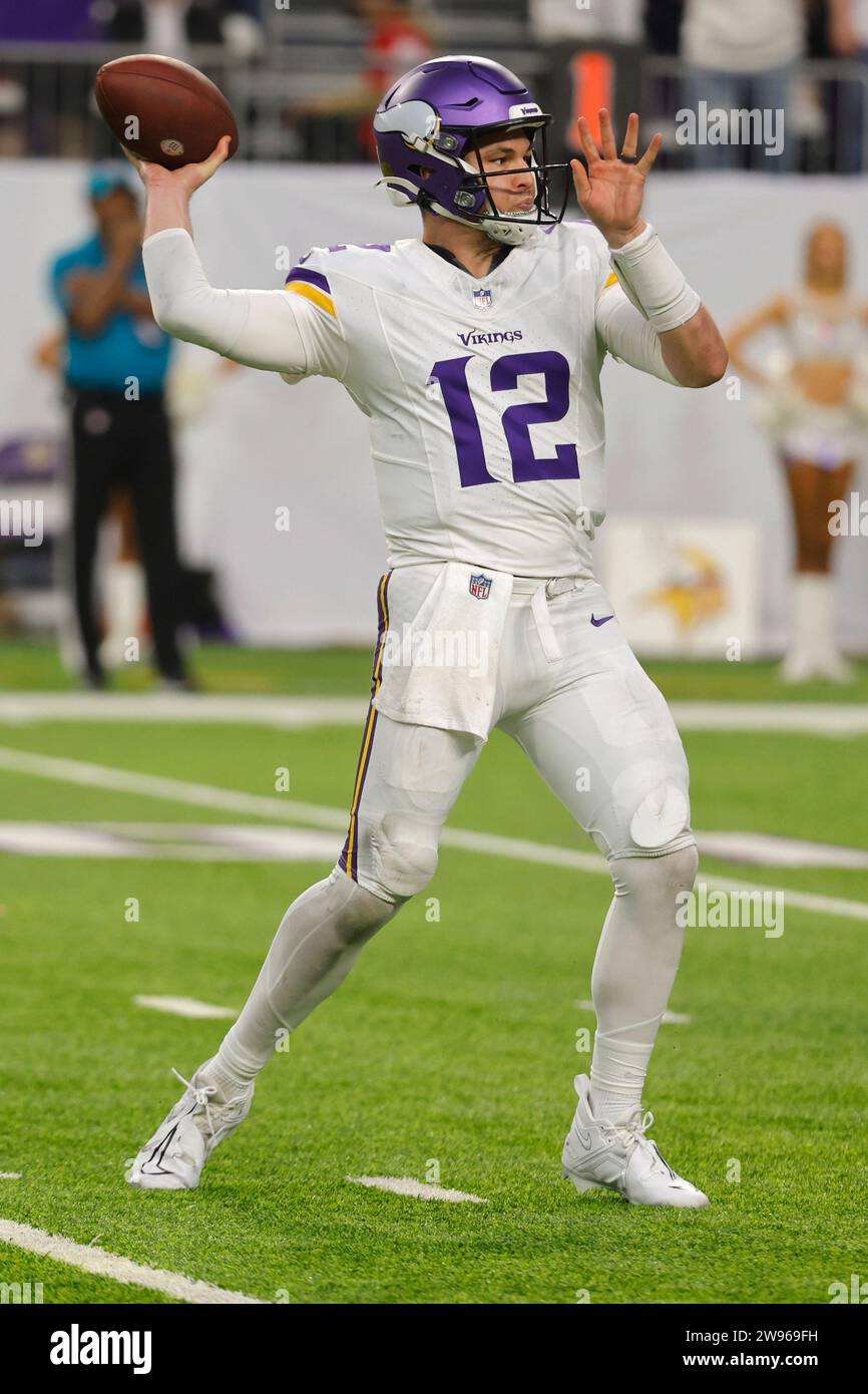Minnesota Vikings quarterback Nick Mullens (12) throws a pass during ...