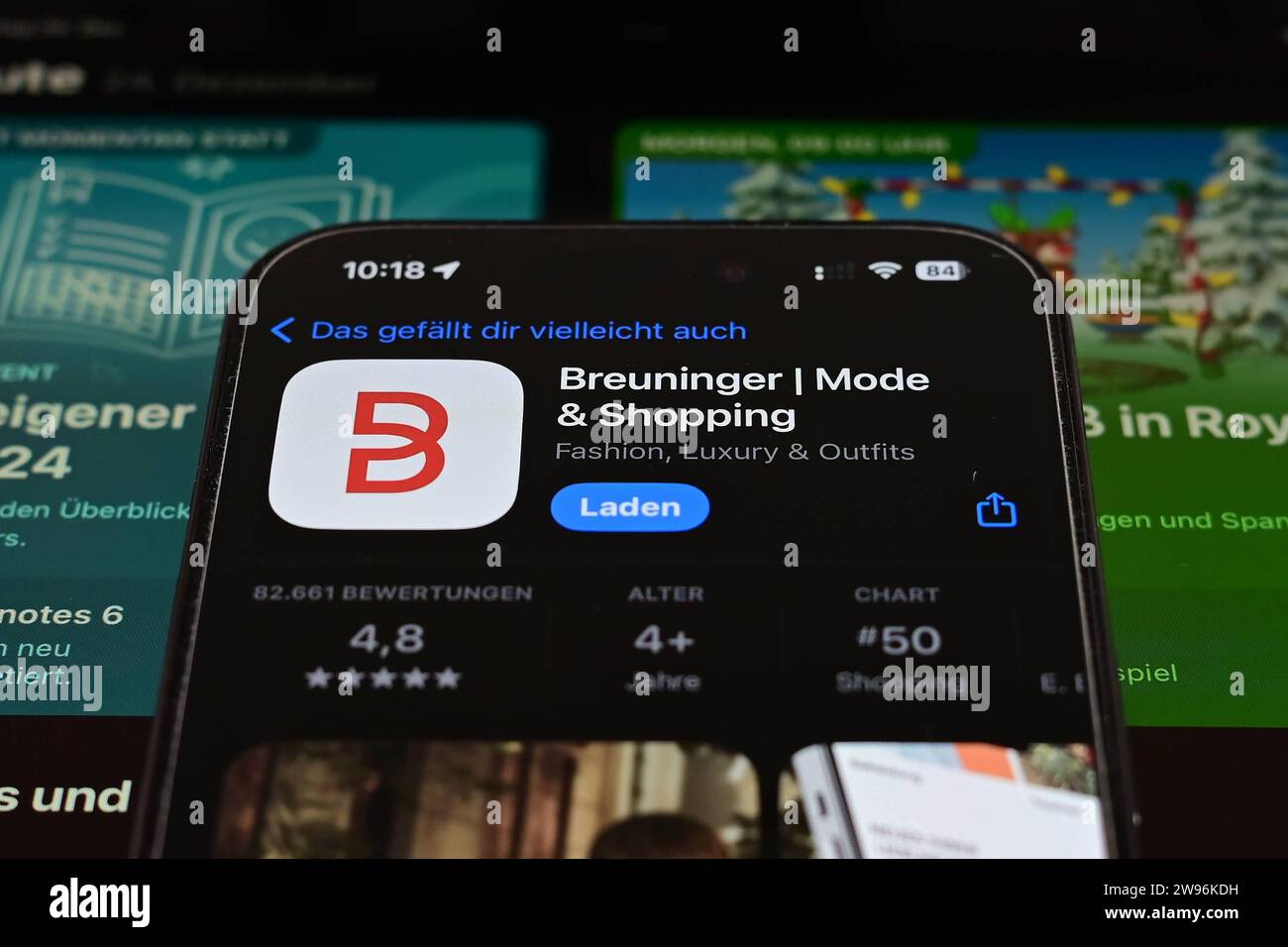 Breuninger logo hi-res stock photography and images - Alamy