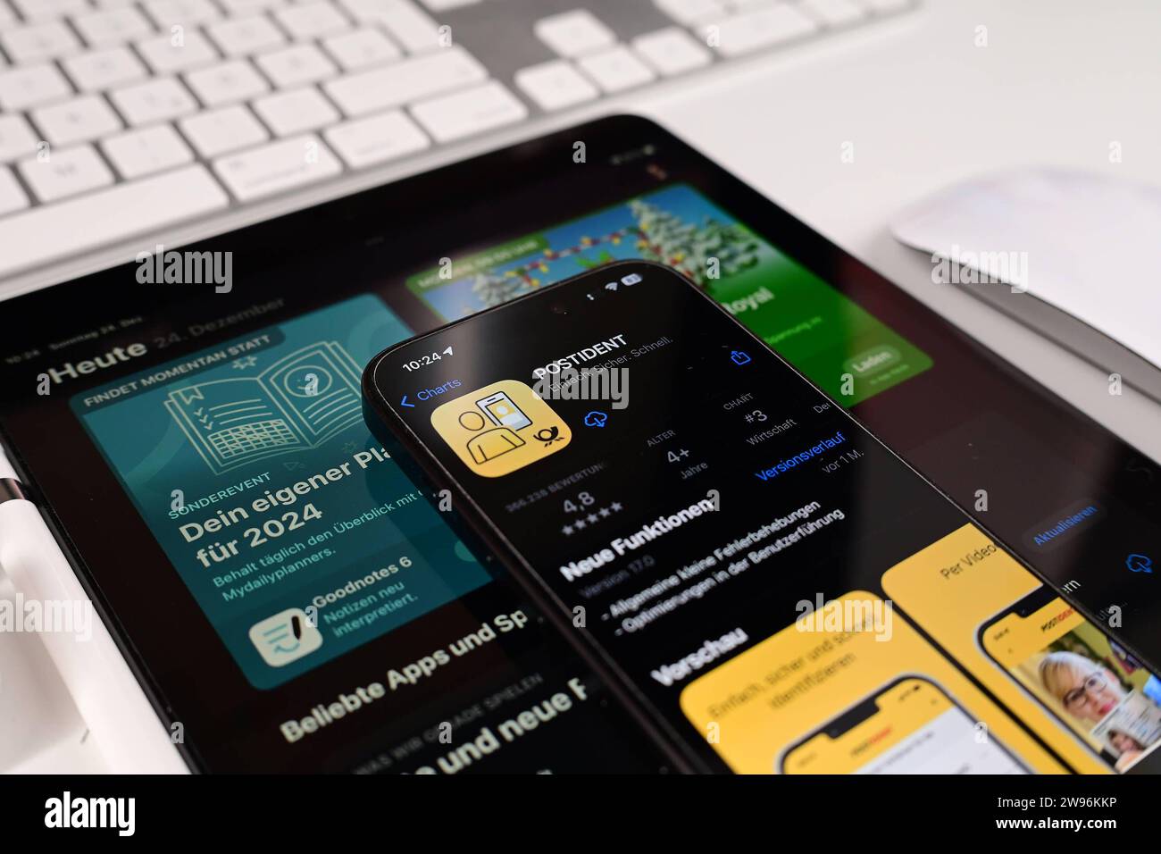 Personal identification hi-res stock photography and images - Alamy