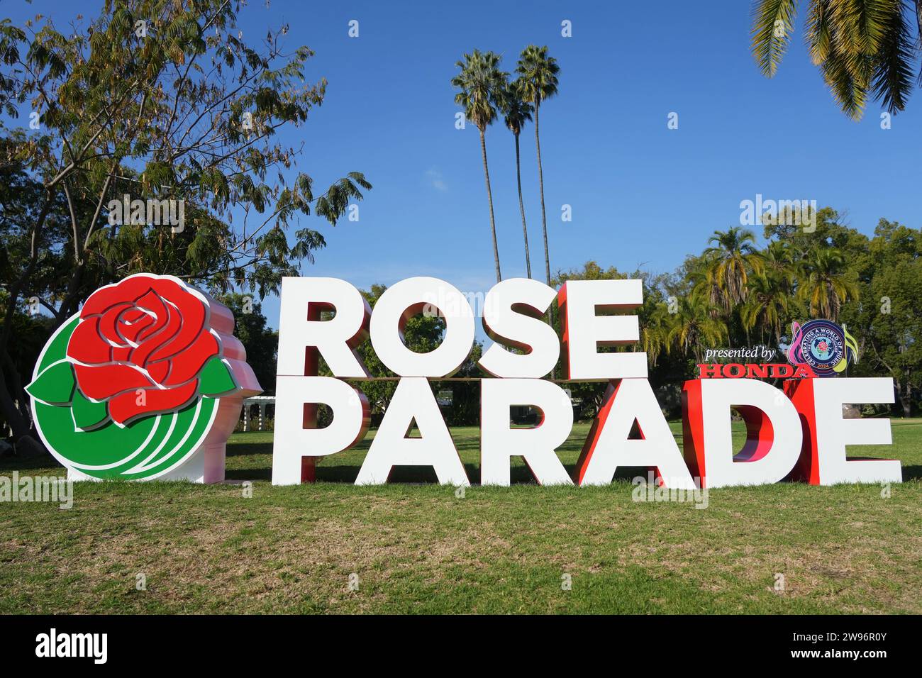 The rose parade logo at tournament roses house hi-res stock photography ...
