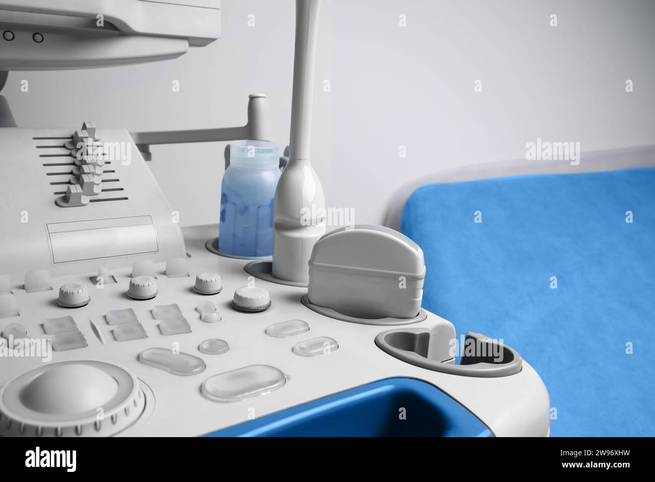 Ultrasound control panel with ultrasonic transducers and transmission ...