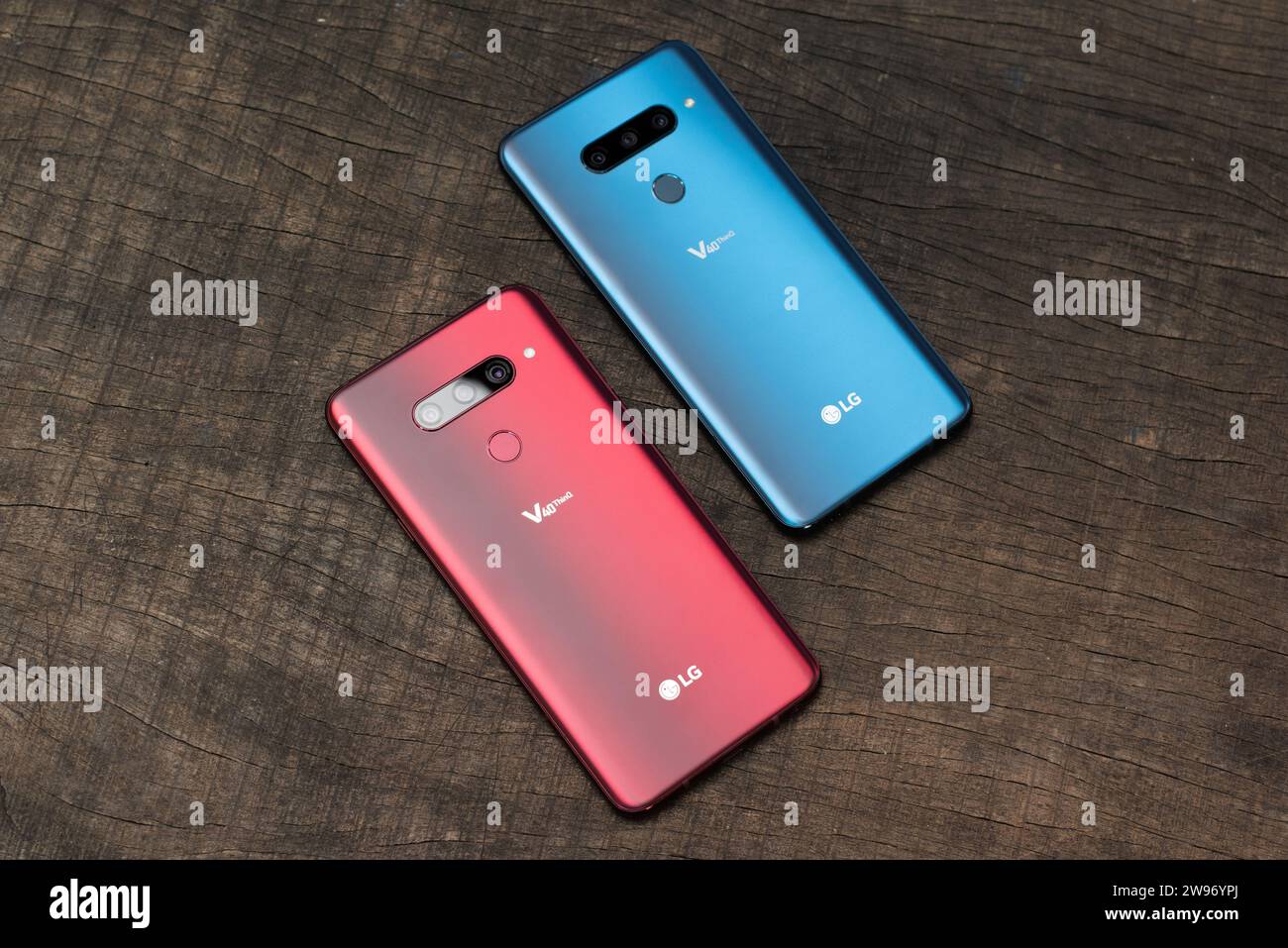 HCMC, VN - Dec 2023. LG V40 ThinQ Smartphone Stock Photo - Alamy