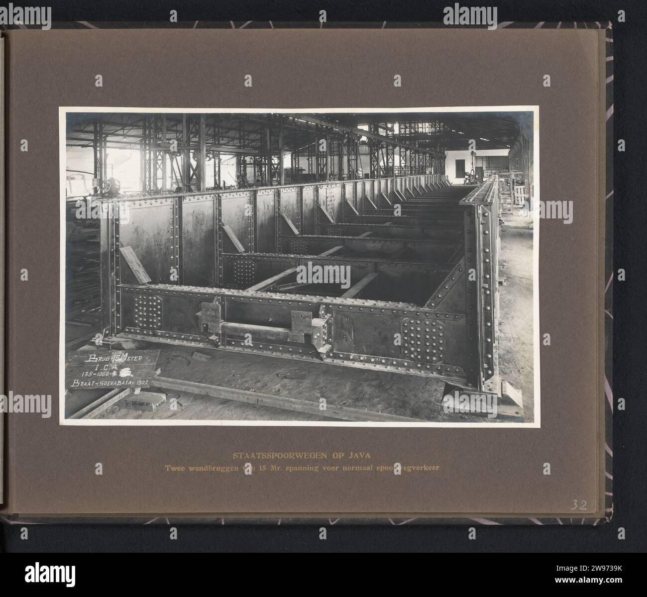 State railways on Java / two wall bridges of 15 Mr. Tension for normal ...