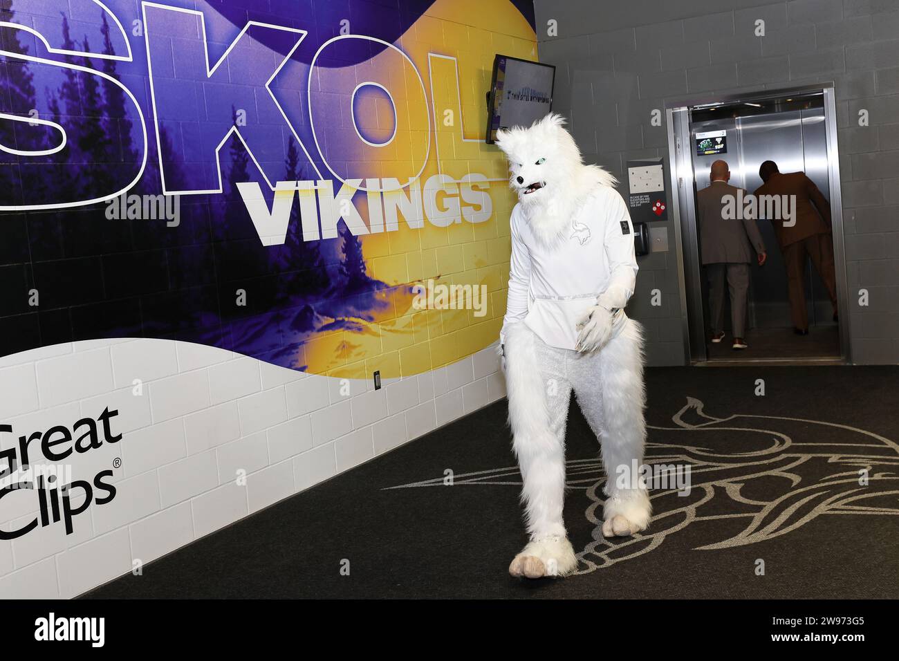 Minnesota Vikings cornerback NaJee Thompson arrives to U.S. Bank ...