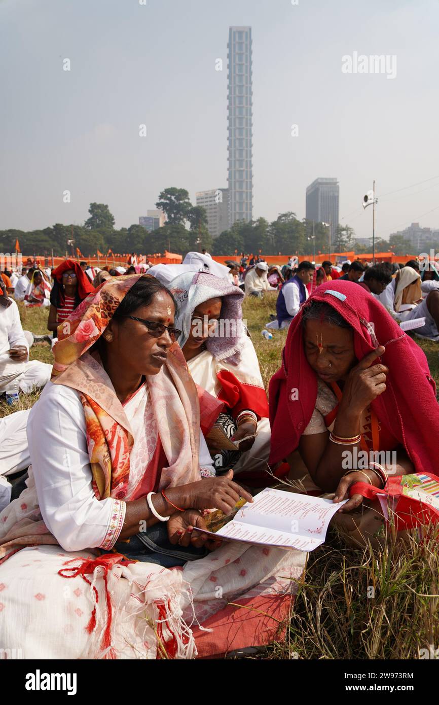Kolkata, West Bengal, India. 24th Dec, 2023. In a landmark display of ...