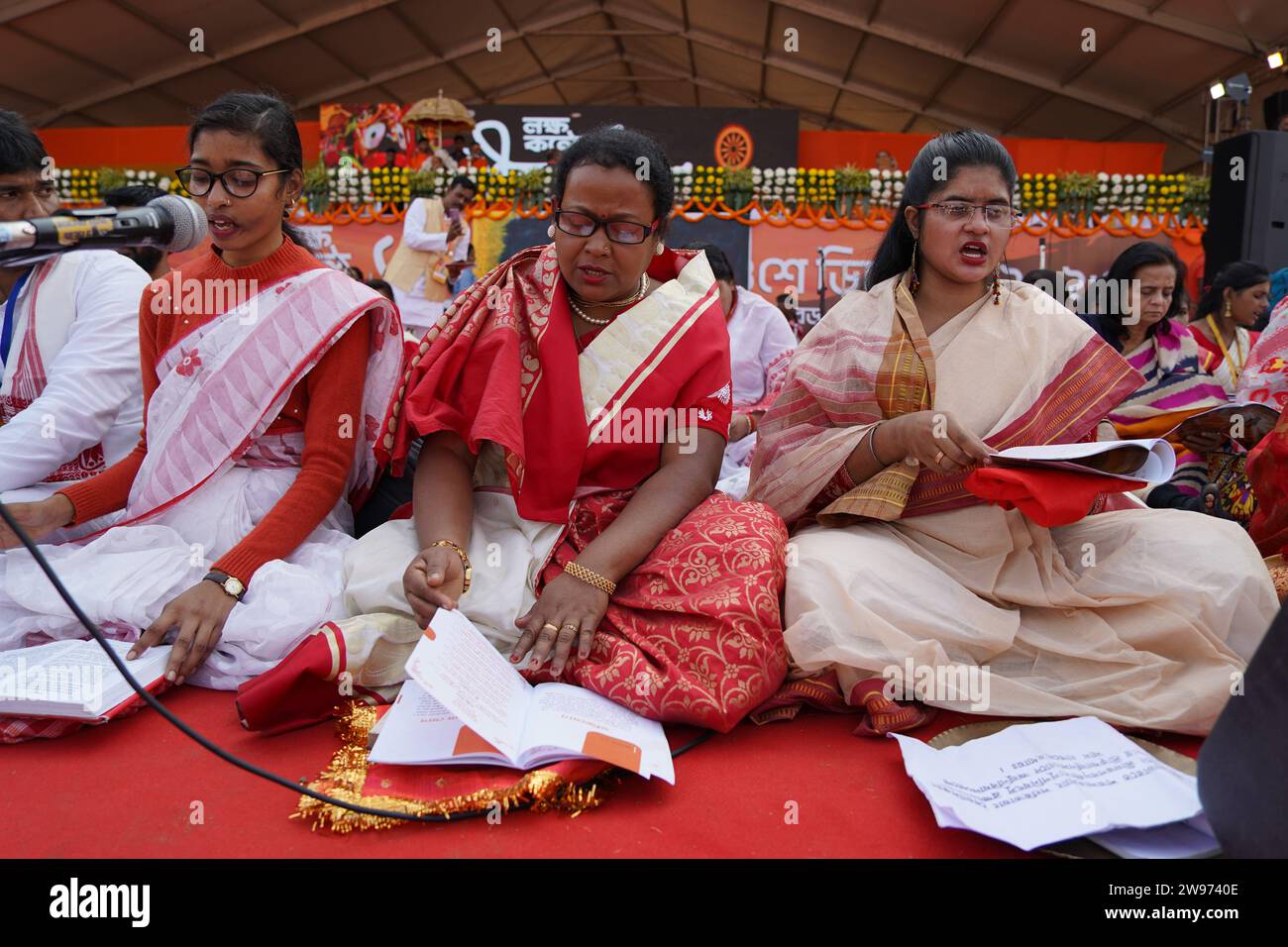 Kolkata, West Bengal, India. 24th Dec, 2023. In a landmark display of ...