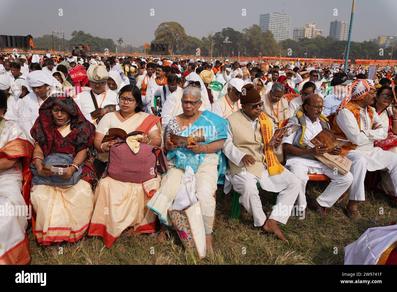Kolkata, West Bengal, India. 24th Dec, 2023. In a landmark display of ...