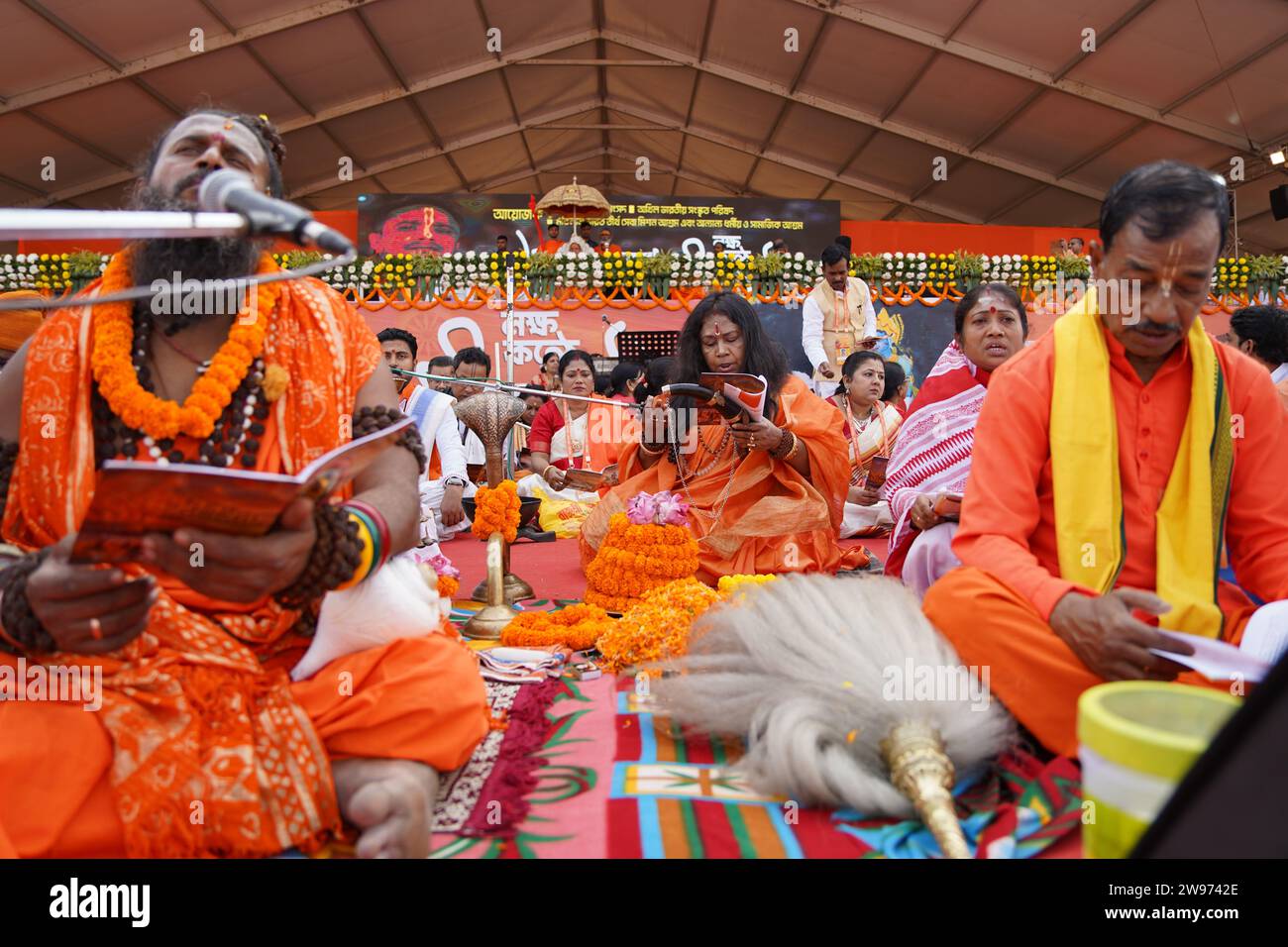 Kolkata, West Bengal, India. 24th Dec, 2023. In a landmark display of ...