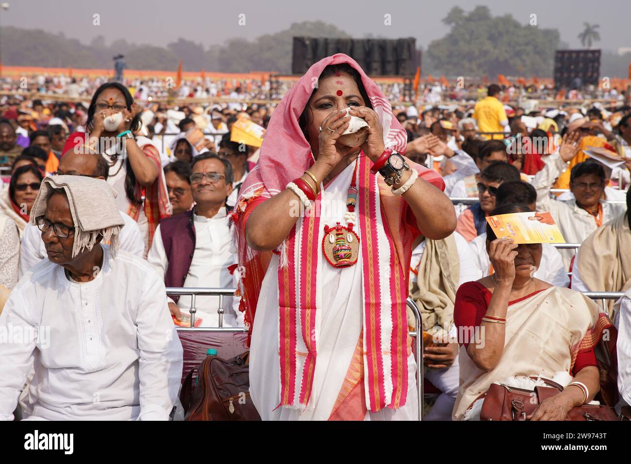 Kolkata, West Bengal, India. 24th Dec, 2023. In a landmark display of ...