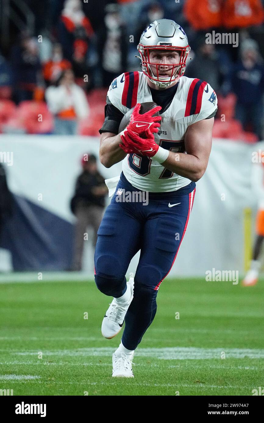 New England Patriots tight end Matt Sokol (87) against the Denver ...