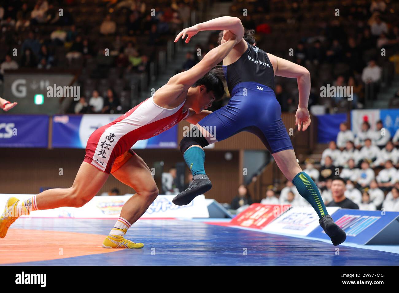 Yoyogi 2nd Gymnasium, Tokyo, Japan. 24th Dec, 2023. (L-R) Taizo Yoshida ...