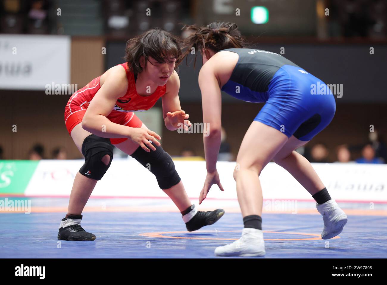 Yoyogi 2nd Gymnasium, Tokyo, Japan. 24th Dec, 2023. (L-R) Remina Yoshimoto, Umi Ito, DECEMBER 24 ...