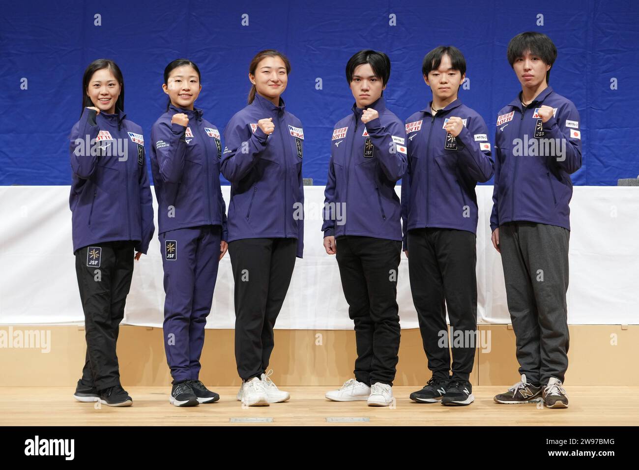 Big Hat, Nagano, Japan. 25th Dec, 2023. (L-R) Hana Yoshida, Mone Chiba ...