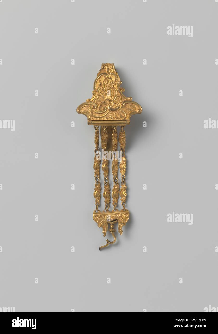 Four chains consisting hi-res stock photography and images - Alamy