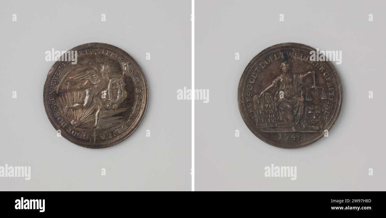 Hourglass arrows hi-res stock photography and images - Alamy