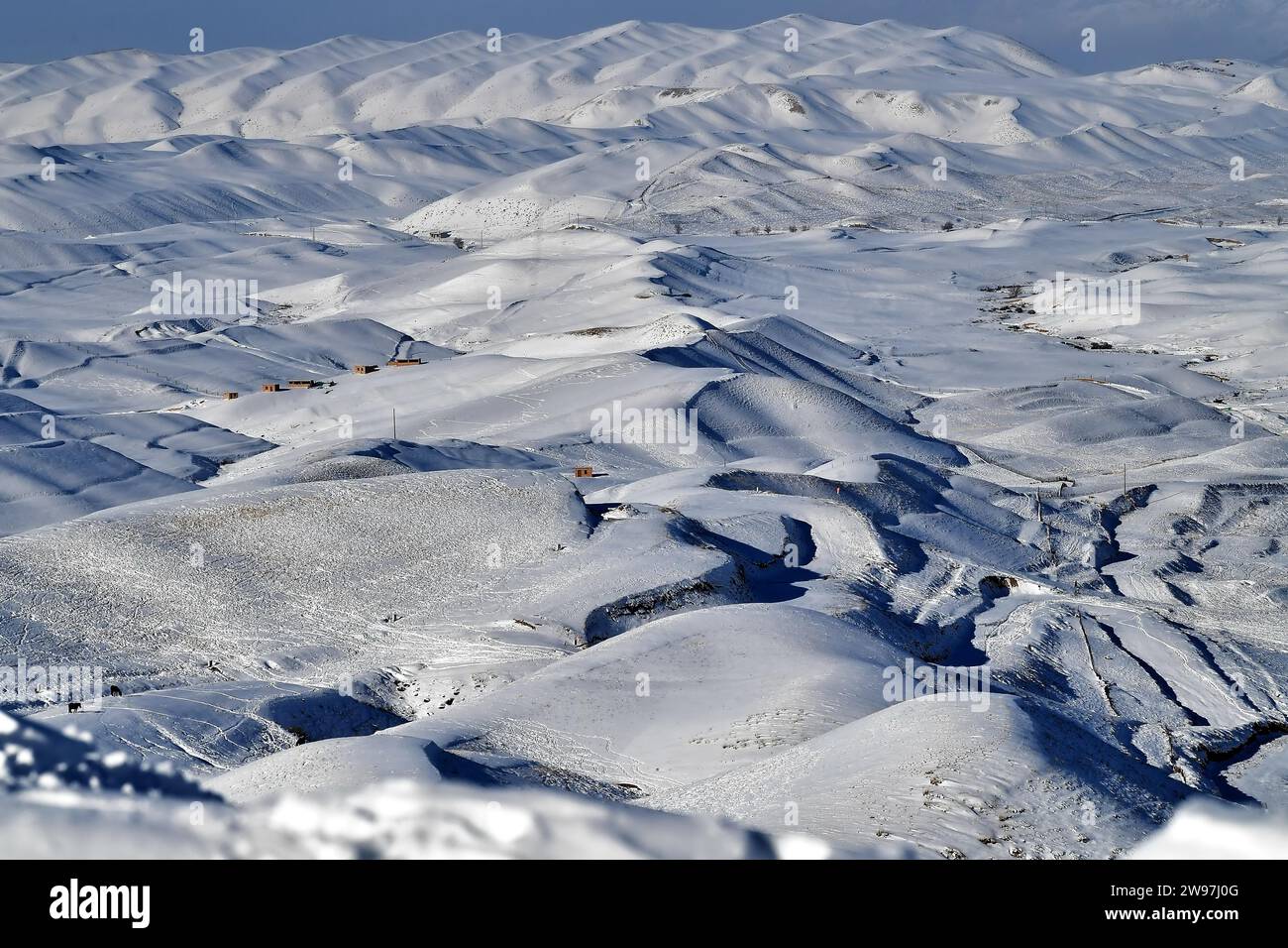 **CHINESE MAINLAND, HONG KONG, MACAU AND TAIWAN OUT** Aerial photo ...