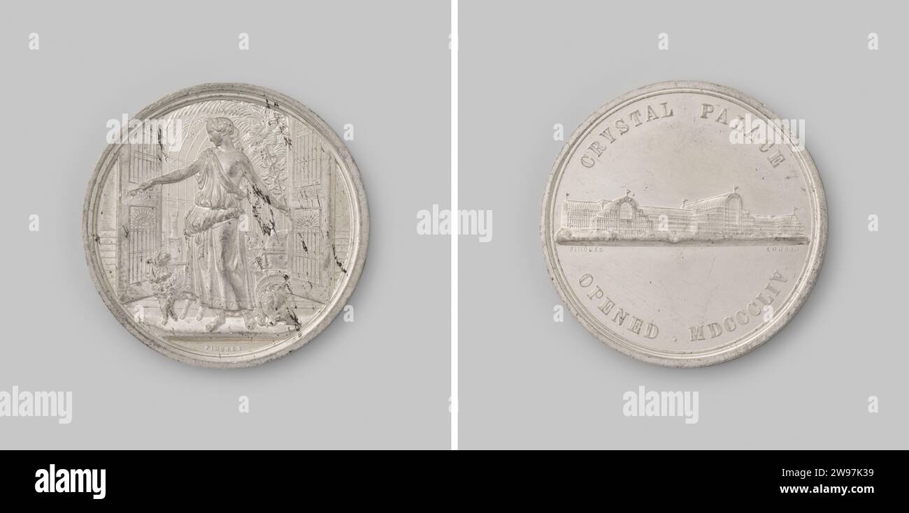 Artifact_medal hi-res stock photography and images - Alamy