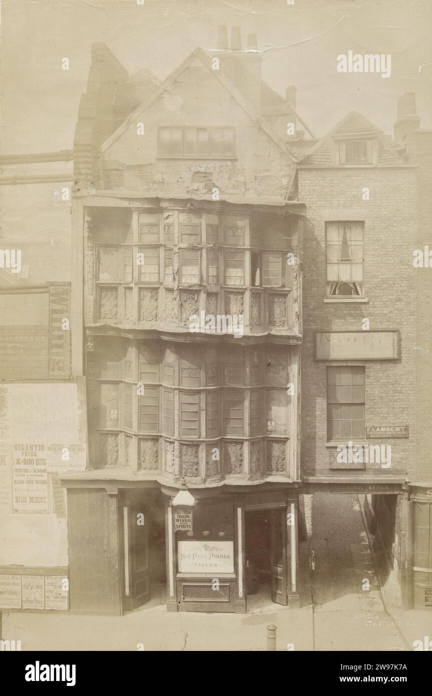 Facade House [in Holborn, London?], W.M. Spooner & Co., 1870 - 1890 ...