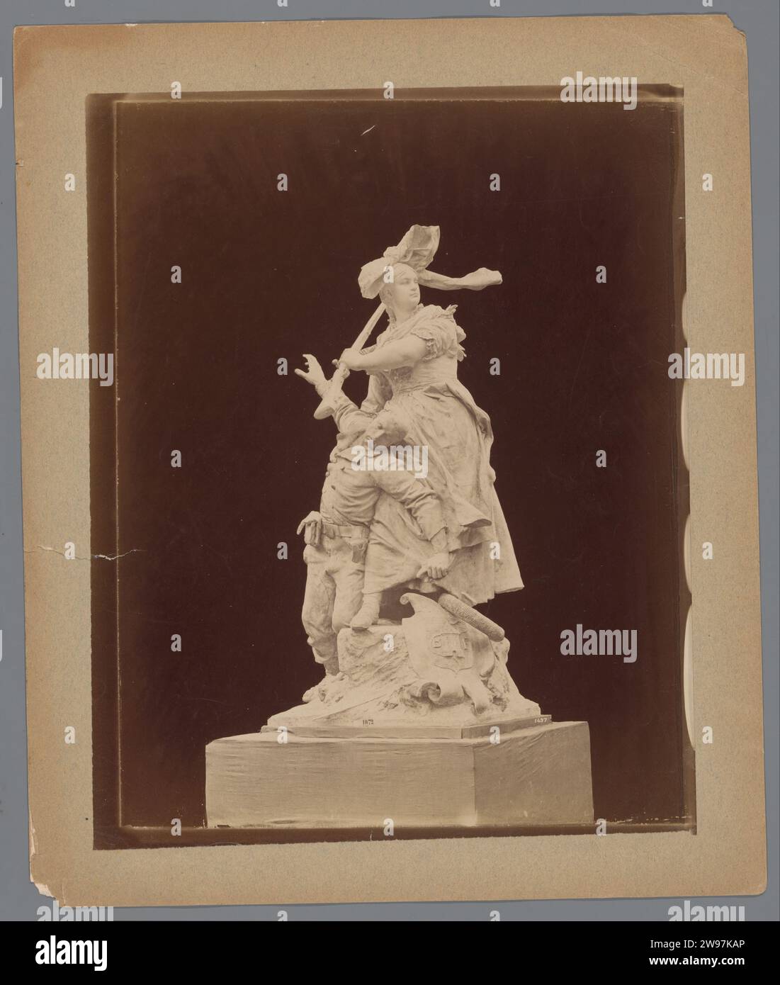 Falling soldier photograph hi-res stock photography and images - Alamy