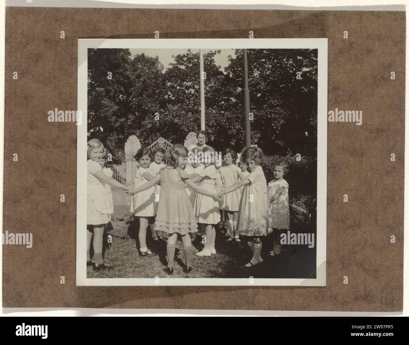 Isabel Wachenheimer with unknown children at a children's party in a ...