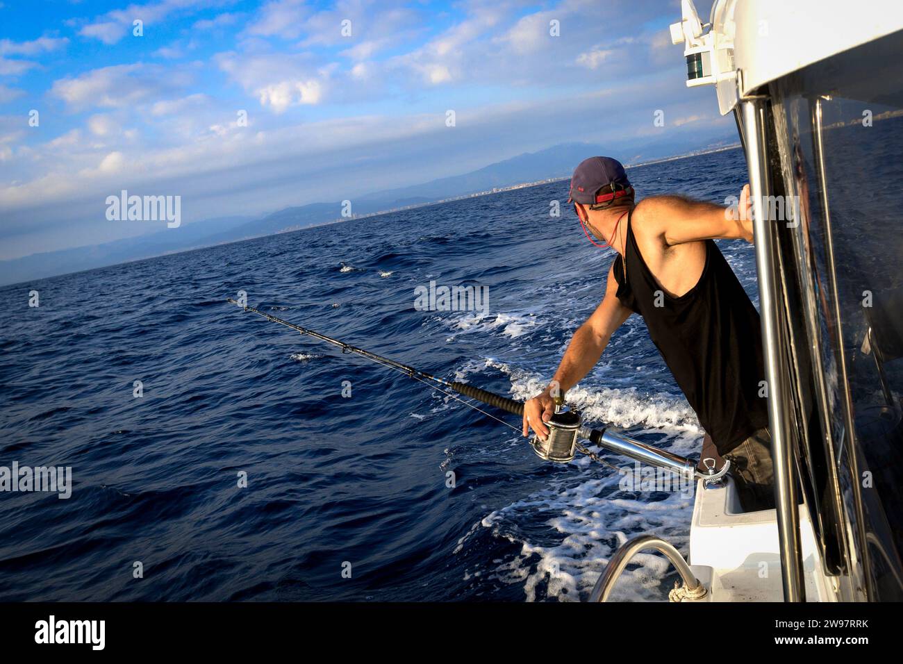 Fish catch onboard hi-res stock photography and images - Alamy