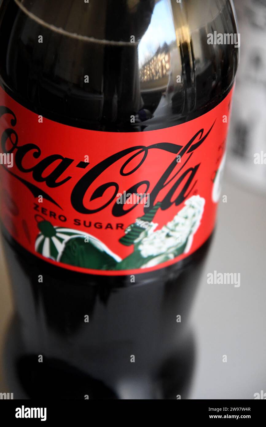 Cca cola hi-res stock photography and images - Alamy