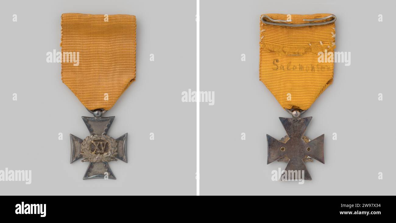 Honorable cross hi-res stock photography and images - Alamy